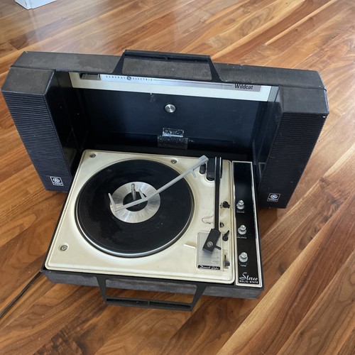 Vintage Black General Electric GE Wildcat Solid State Stereo Record ...