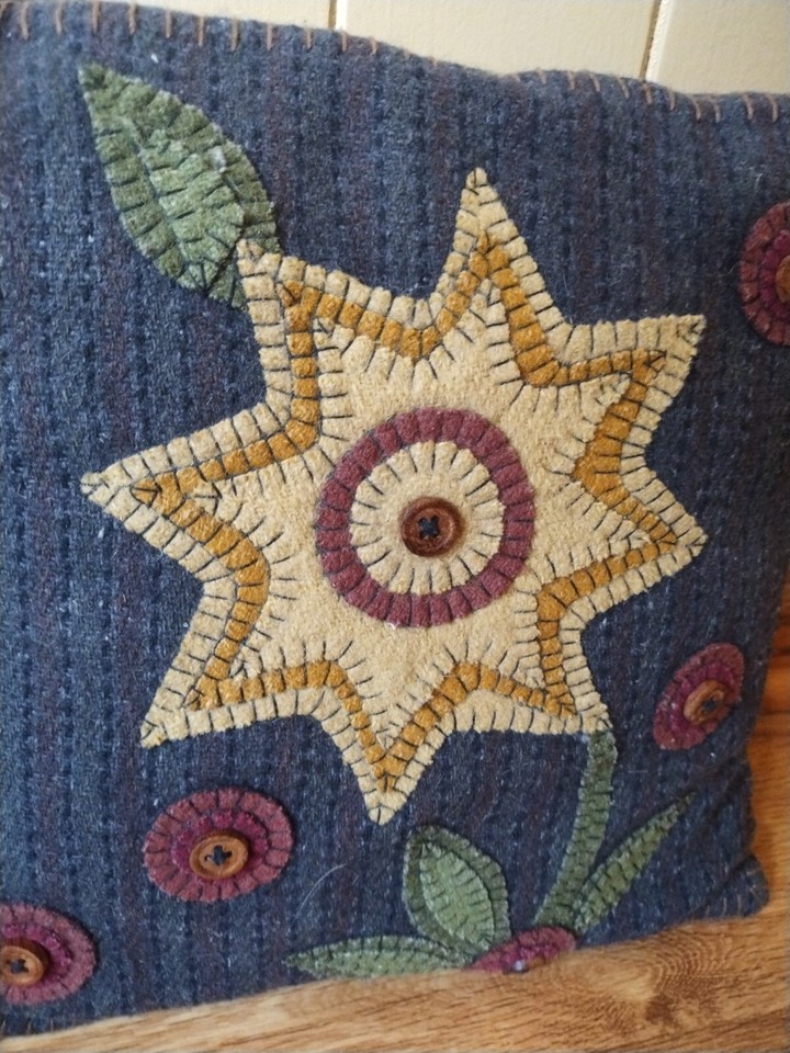 (2) Primitive Folk Art Accent Pillows Penny Stitched Wool Felt 12x12 ...