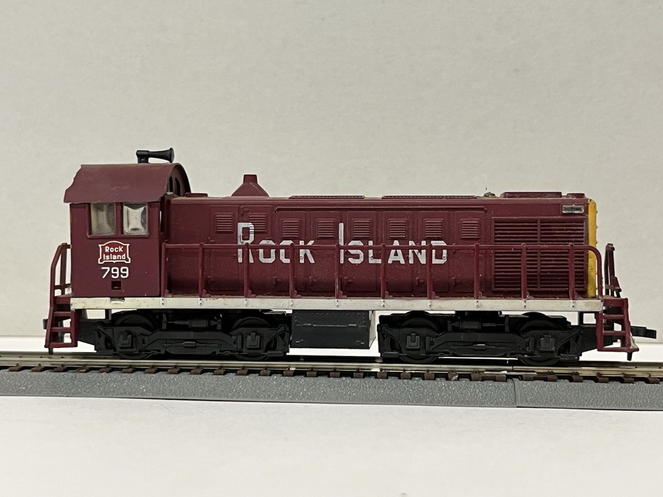 HO Scale AHM S-2 DUMMY Diesel Switcher, Rock Island RI #799 | eBay