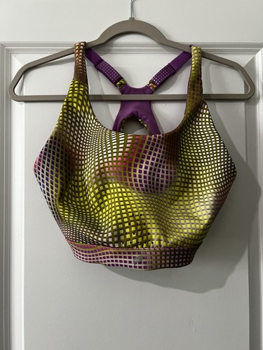 Fabletics Sprint High Impact Sports Bra Melted Matrix/Cosmic Shower ...