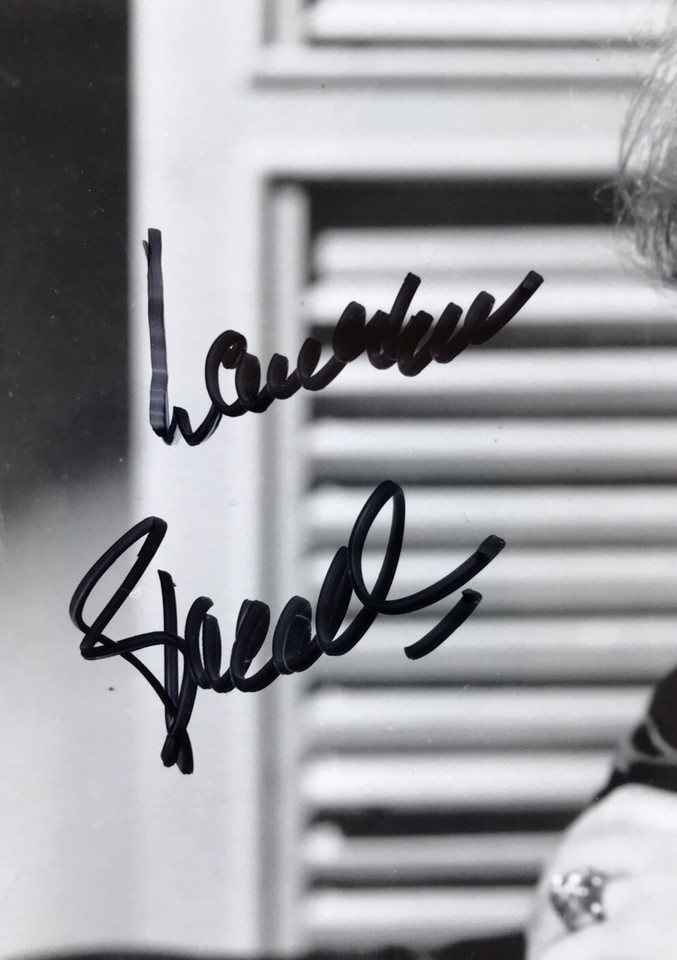 LAUREN BACALL Signed Photo AUTOGRAPH Humphrey Bogart leading lady Film ...