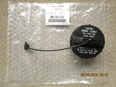 03 - 06 MITSUBISHI MONTERO FUEL GAS TANK FILLER CAP COVER WITH TETHER ...