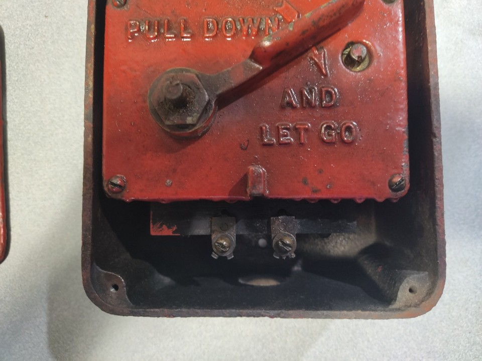 Antique ADT FIRE ALARM BOX Solid Cast Iron Red . FIRE ALARM PULL BOX ...