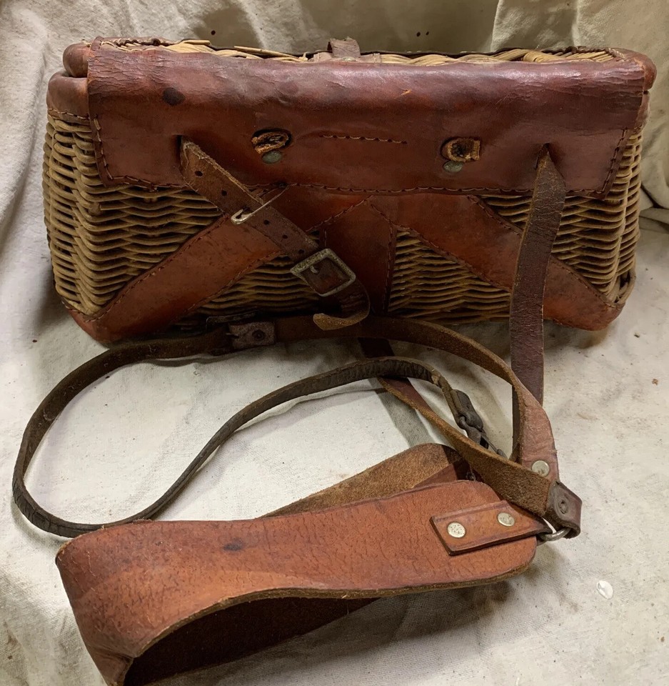 Vtg 1950s Fishing Creel Wicker Basket SameDayHanding &Ships Fast USPS ...