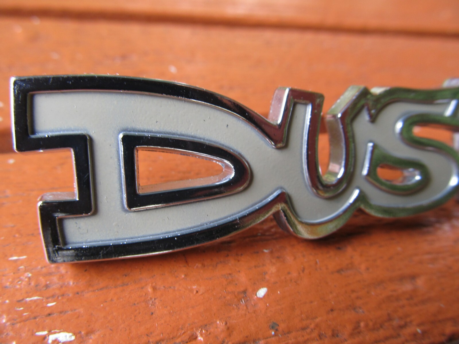 NOS 1972-1976 Plymouth DUSTER fender Emblem Nameplate NICE | eBay