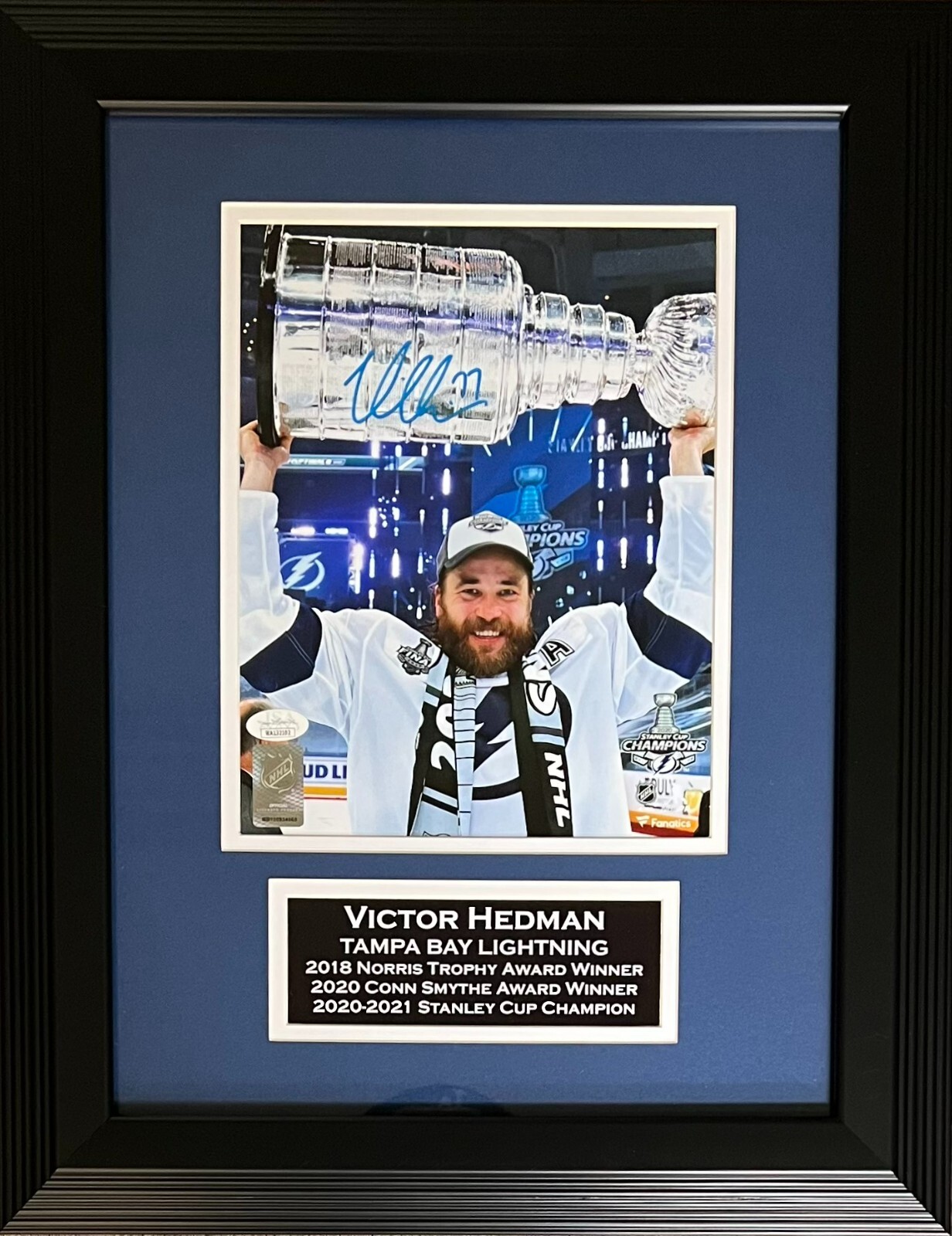 Victor Hedman framed autographed signed 8x10 photo Tampa Bay Lightning ...