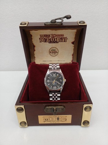 Wristwatch Model One Piece 10th Anniversary Watch Golden Guideline ...