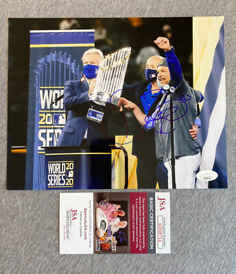 DODGERS- DAVE ROBERTS AUTOGRAPH 8x10 PHOTO 2020 WORLD SERIES CHAMPS JSA ...