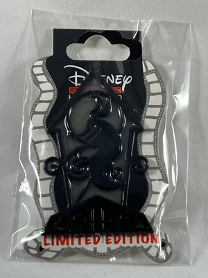 Disney DSSH Nightmare Before Christmas Zero Stained Glass Silhouette ...