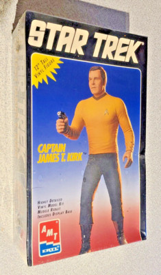 Star Trek Captain Kirk Collectors Edition Model Kit 12" Figure AMT 1994 ...