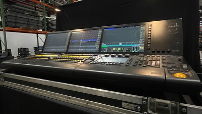 !! MA Lighting GrandMA2 full size Lighting Console !! Also have several ...