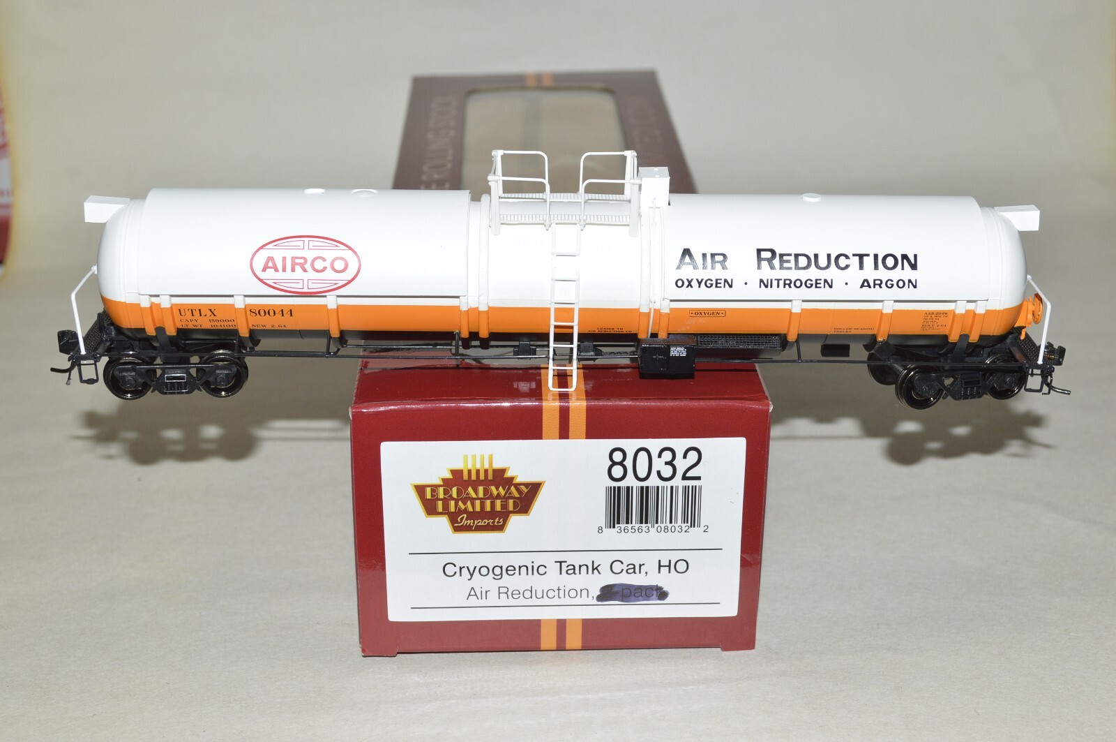 HO scale Broadway Limited Imports cryogenic tank car AIRCO Air ...