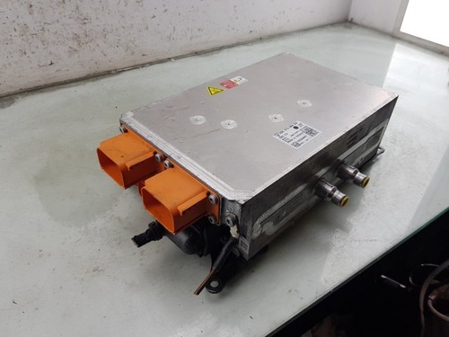 CHARGEUR DE BATTERIE BATTERY CHARGER Porsche Taycan (Y1A) 2023 ...