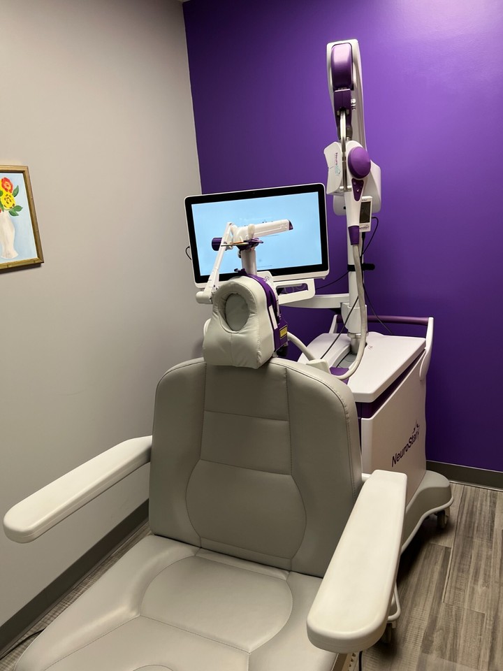 NeuroStar TMS Machine Nearly New, Mint Condition Purchased 05/2023 | eBay