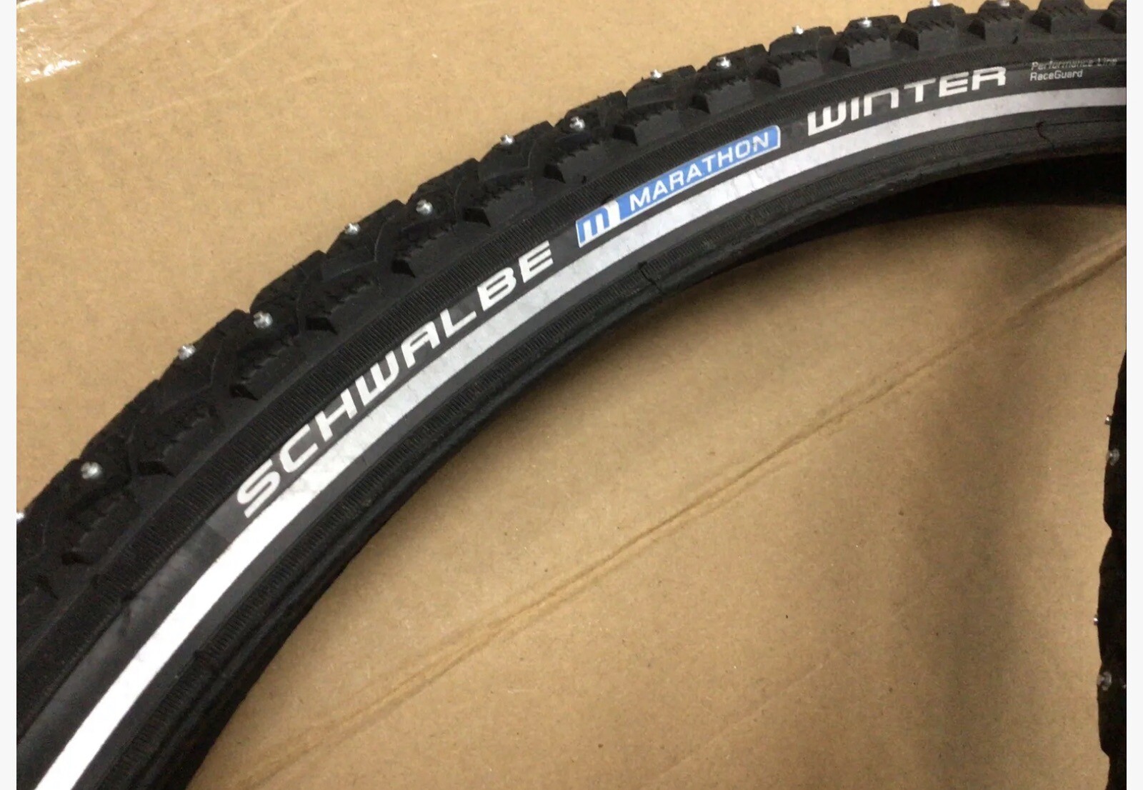 NEW *PAIR* Schwalbe Marathon Winter Tyre 26" X 1.75 Wired Puncture ...
