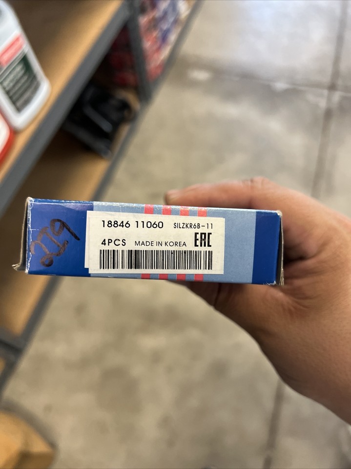 Genuine OEM Hyundai Soul Pack of 4 Iridium Spark Plugs Kia 2012-2013 ...