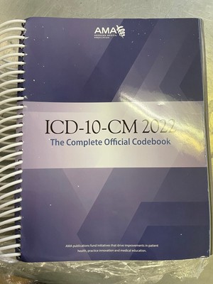 ICD-10-CM 2022 - The Complete Official Codebook - AMA 9781640161559 | eBay