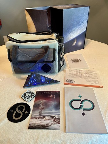 Destiny 2 Beyond Light Collector's Edition Set. No Game/Emblem Codes | eBay