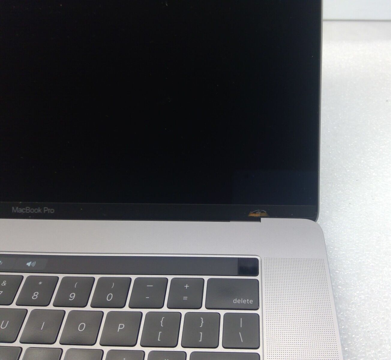 Genuine Apple A1990 MacBookPro 2018 2019 15" LCD Screen Display ...