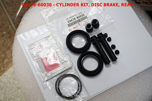 04479-60030 CYLINDER KIT DISC BRAKE REAR | eBay