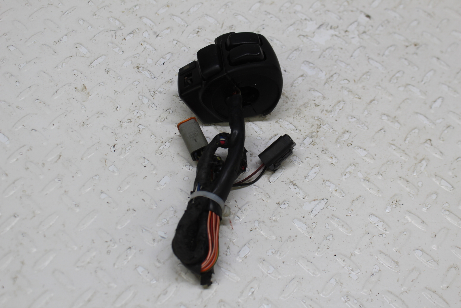 HARLEY-DAVIDSON OEM LEFT CLIP ON HANDLE HORN SIGNALS SWITCH SWITCHES ...