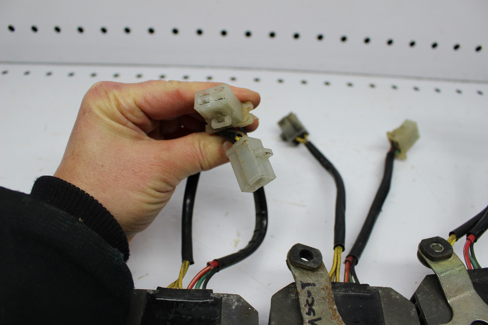 1982 83 HONDA CM450E CB450SC FT500A VOLTAGE REGULATOR RECTIFIER SH532 ...