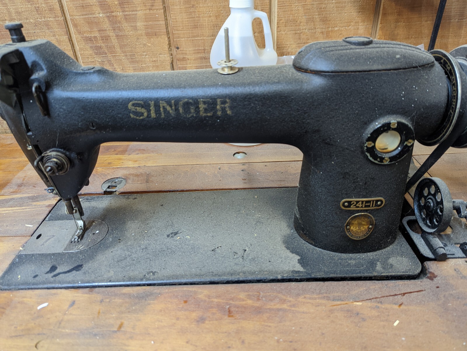 Singer 241-11 Sewing Machine With Reading Table | eBay