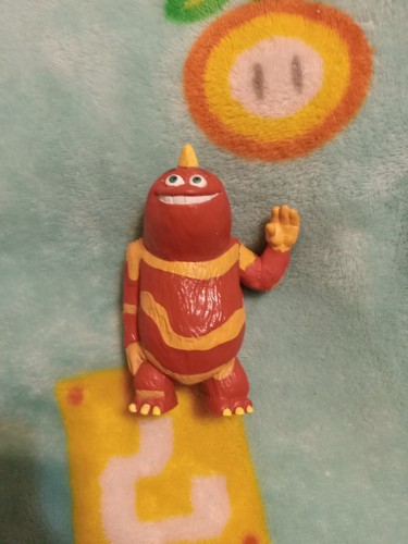 George Sanderson w/ Fur 3.5" PVC Action Figure Disney Store Pixar ...