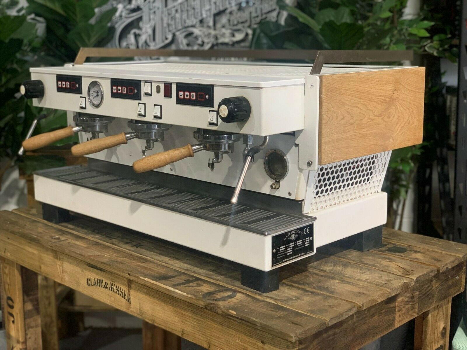 LA MARZOCCO LINEA CLASSIC 3 GROUP WHITE, WOOD & TIMBER HANDLES ESPRESSO ...