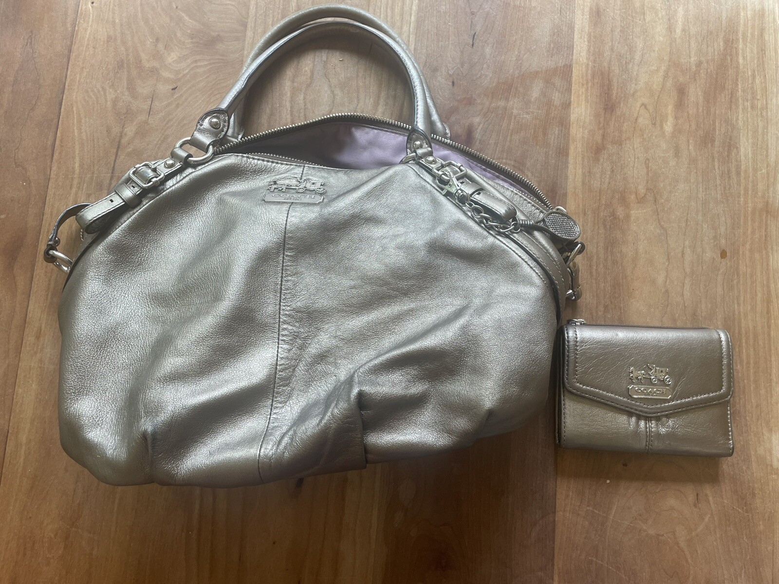 Coach Parker Single Zip METALLIC GOLD Purse & Button … - Gem