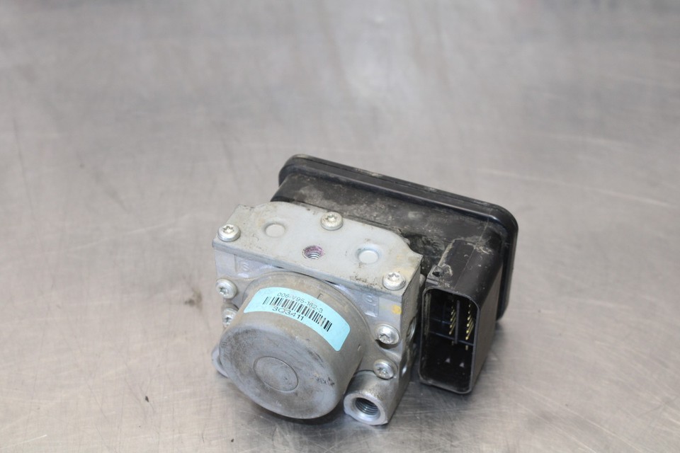 15 TRIUMPH TIGER 800 ABS PUMP UNIT MODULE BB873 | eBay