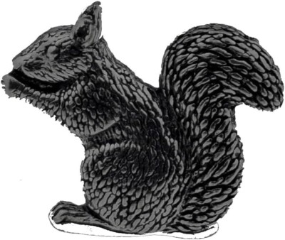 A35 Sitting Squirrel 2.5x3cm BLACK FINISH English Pewter pin badge ...