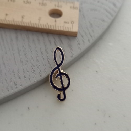 Music Note Treble Clef Pin Badge for Backpack Clothes AUS Free Postage ...