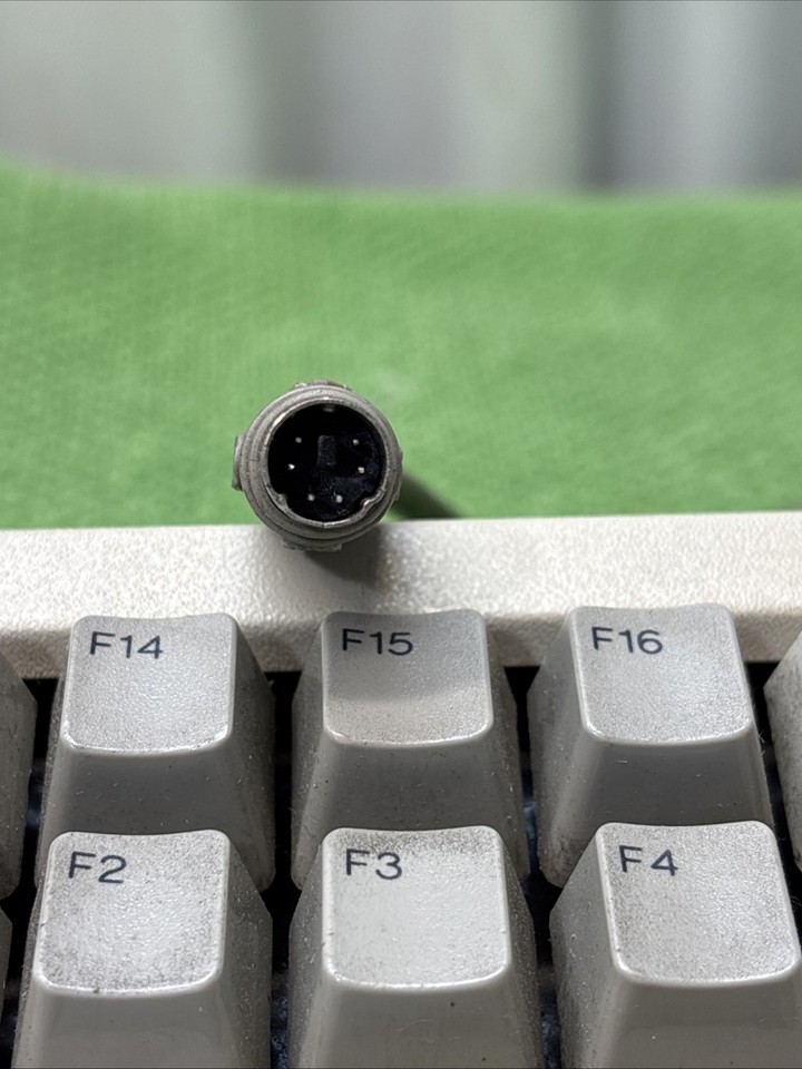 VINTAGE UNICOMP MODEL M COMPUTER KEYBOARD TESTED (B) | eBay