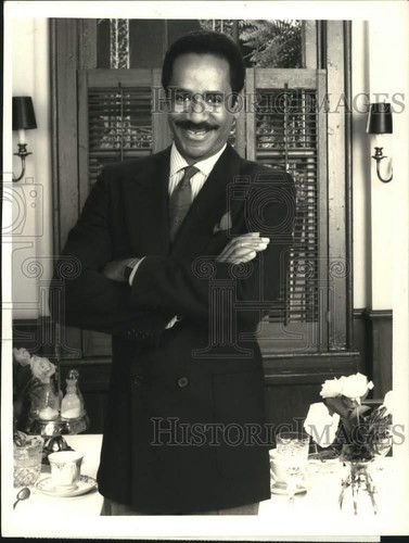 1987 Press Photo Actor Tim Reid on "Frank's Place" TV Series - lrp72864 ...