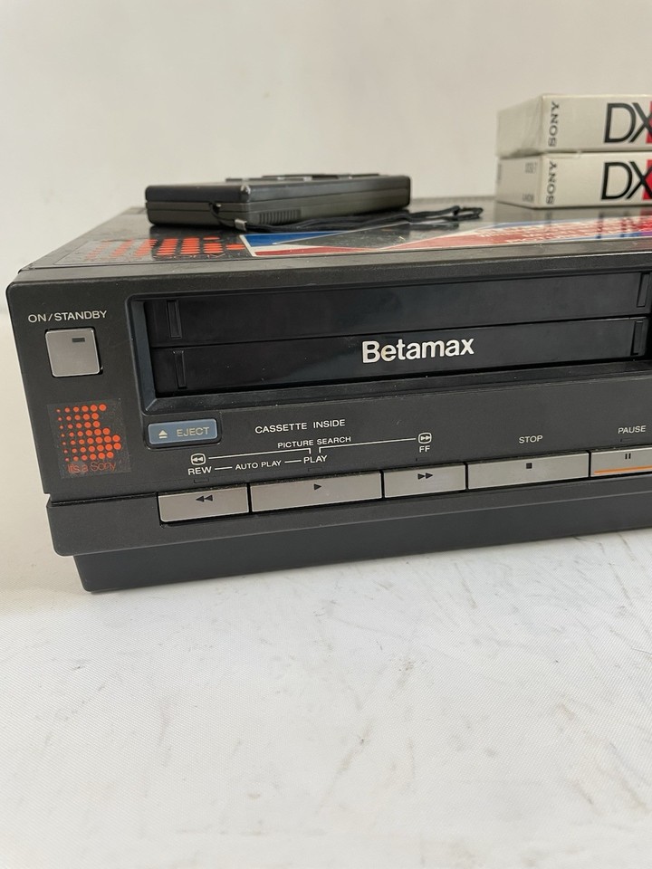Sony Betamax SL-C30UB Video Cassette Tape Recorder w/ Remote & 2 New ...