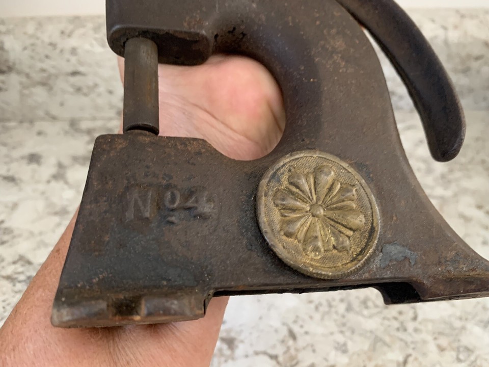 Nice Antique Cast Iron Leather Riveter Tool HSB & Co Rev o Noc Pat 1909 ...