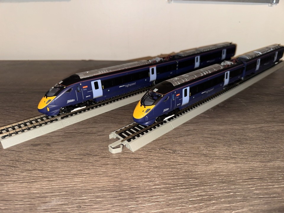 Hornby R3813 Class 395 Javelin Class 395 OO Gauge Train Pack | eBay