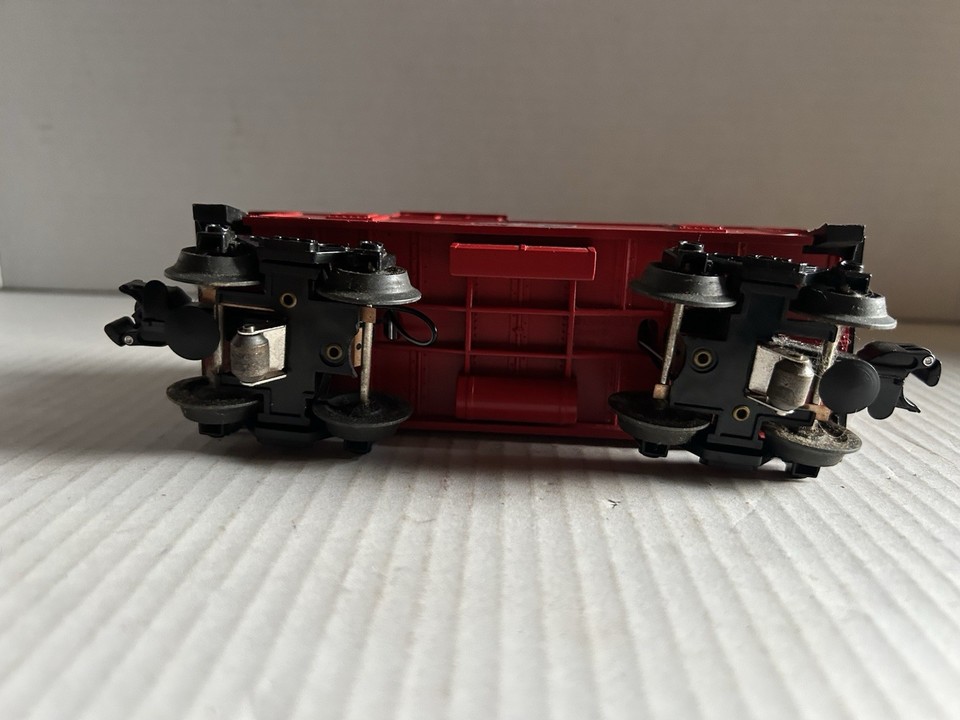 New Lionel Lines Illuminated Caboose 36825 O-Gauge Railroad Train Car ...