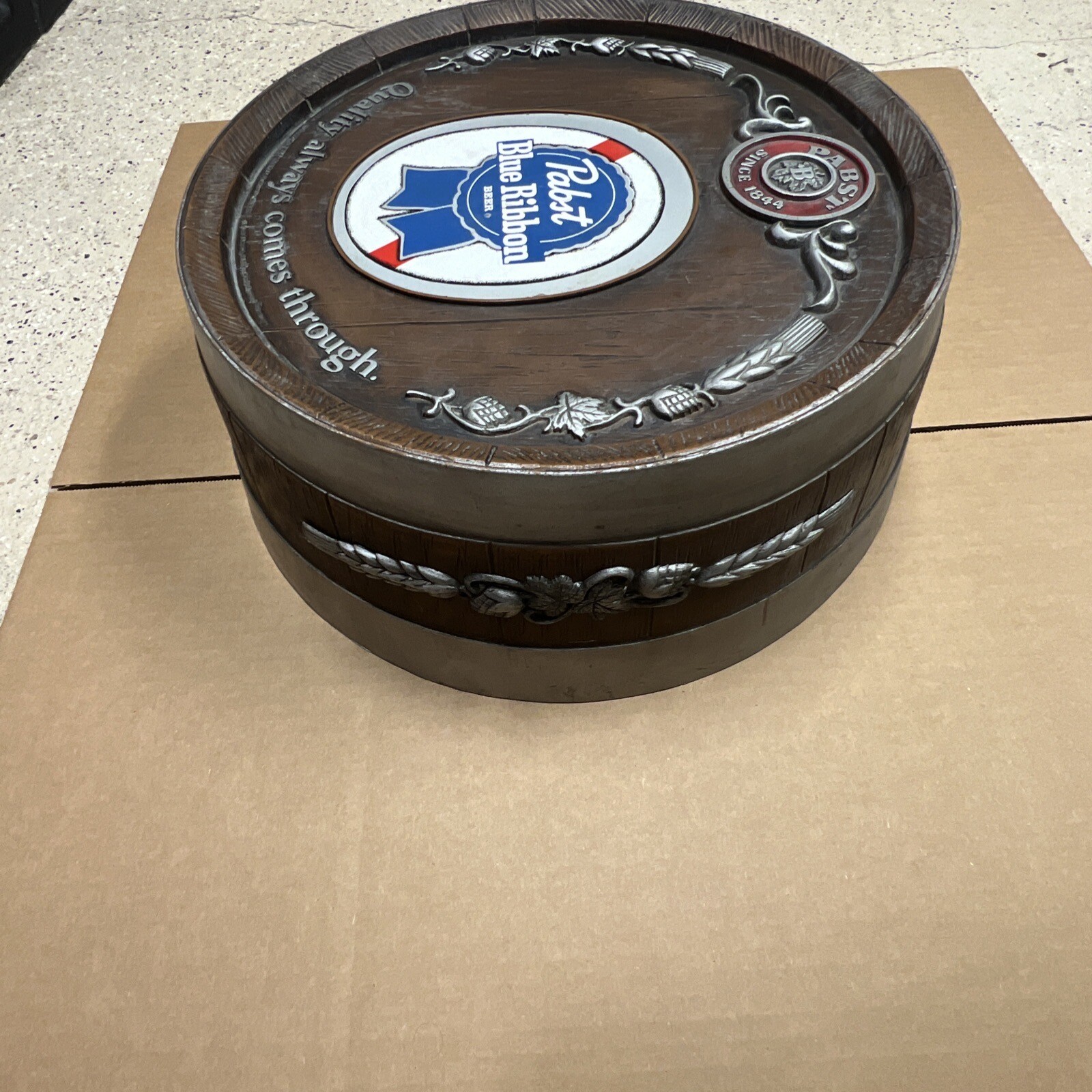 Vintage Pabst Blue Ribbon Beer 3D Barrel Keg Hanging Sign 16” Man Cave ...