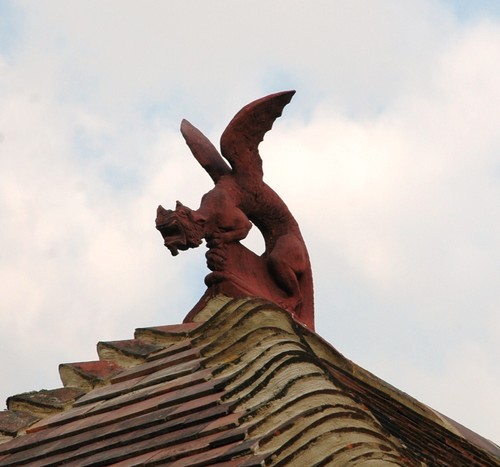 Lg Dragon roof finial 100-110° angled stone ridge tile Victorian copy ...