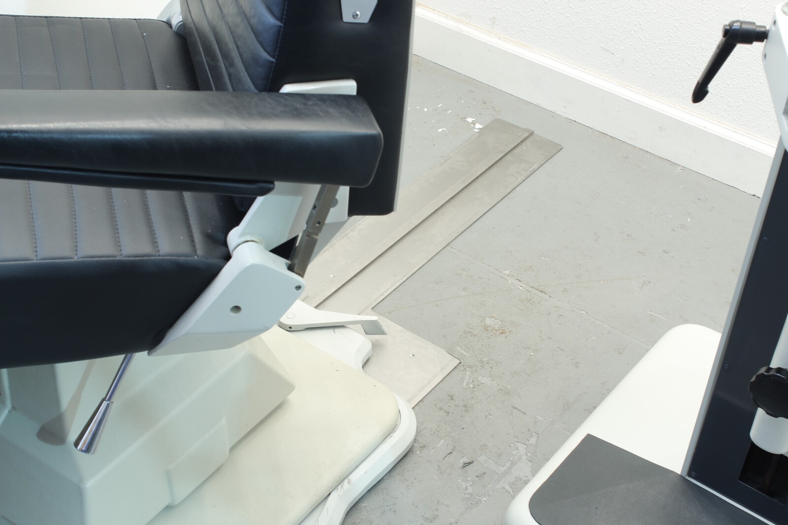 Reliance 6200 Chair Reliance 7720 Stand w/ Wheelchair glide for ...