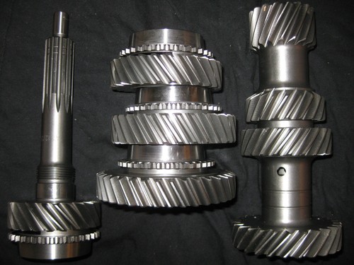 Muncie M20,21 - 4 Sp. Close Or Wide Set - 10 or 26 Spline Input 1 ...