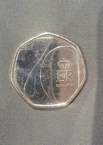 50p Coin HM Queen Jubilee 70th ER 2022 .Rare HM Queen 50p Coin 2022 | eBay