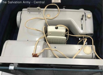 Vintage Brother Charger 622 White Electric Sewing Machine With Case | eBay