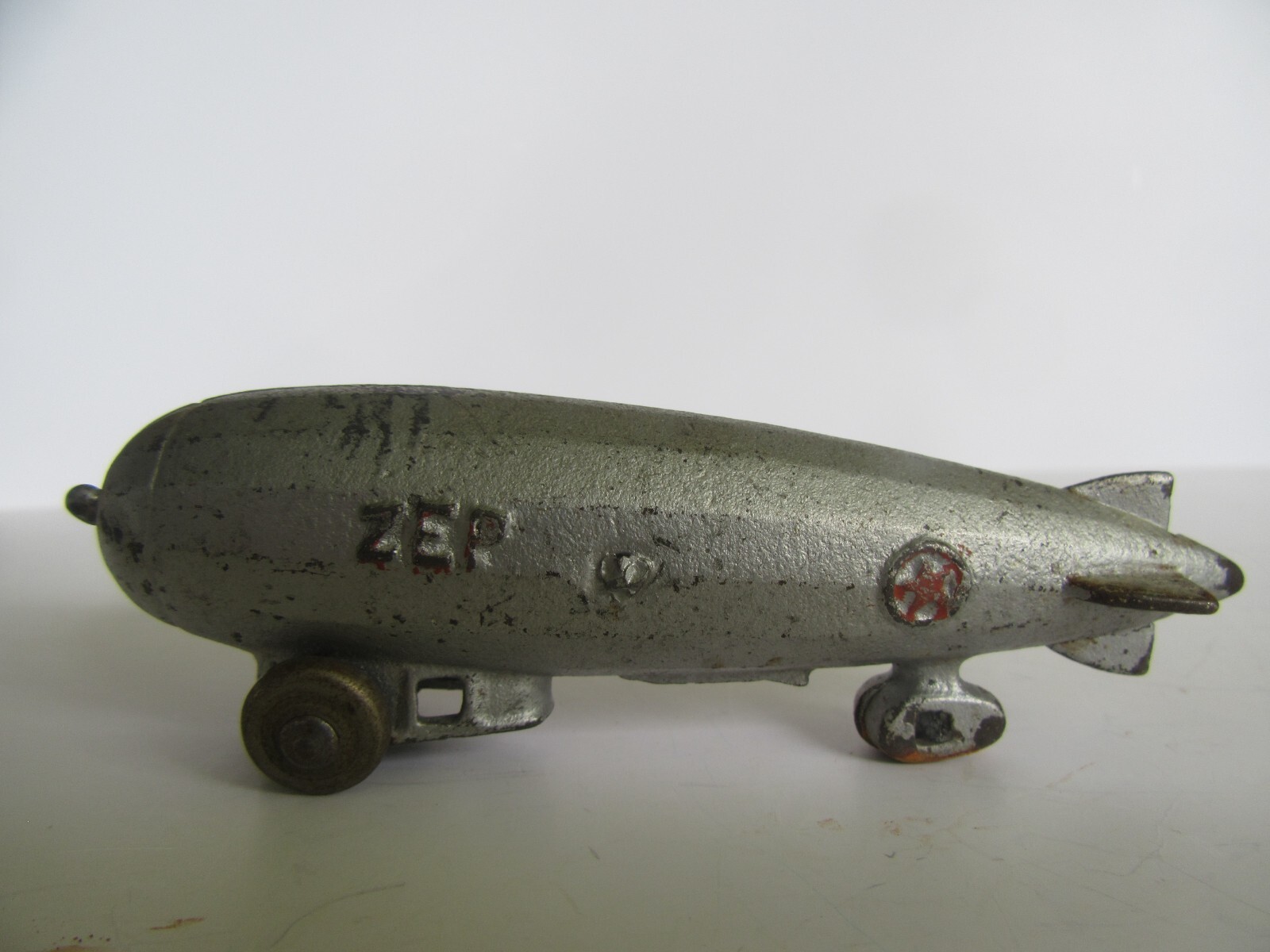 Vintage 1930's Dent Co. Cast Iron Dirigible Zeppelin Zep Blimp Toy on ...