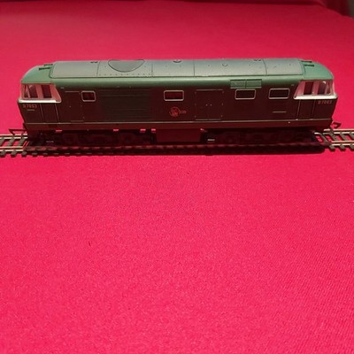 Hornby Class 35 Diesel Hymek BR Green D7063 OO Gauge Locomotive. | eBay UK