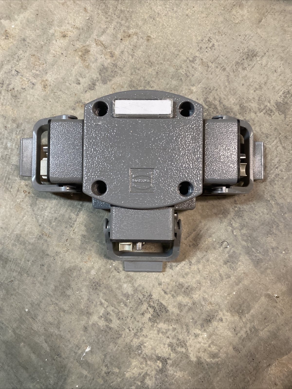 Harting 09140033002 Heavy Duty Power Connector T Splitter IP67 40A 500V ...