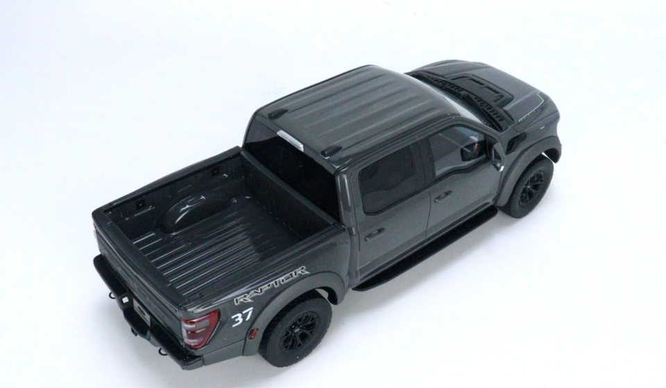 1/18 Ford F-150 Raptor Pick Up 2022 Grey Resin by GT Spirit US051 US ...