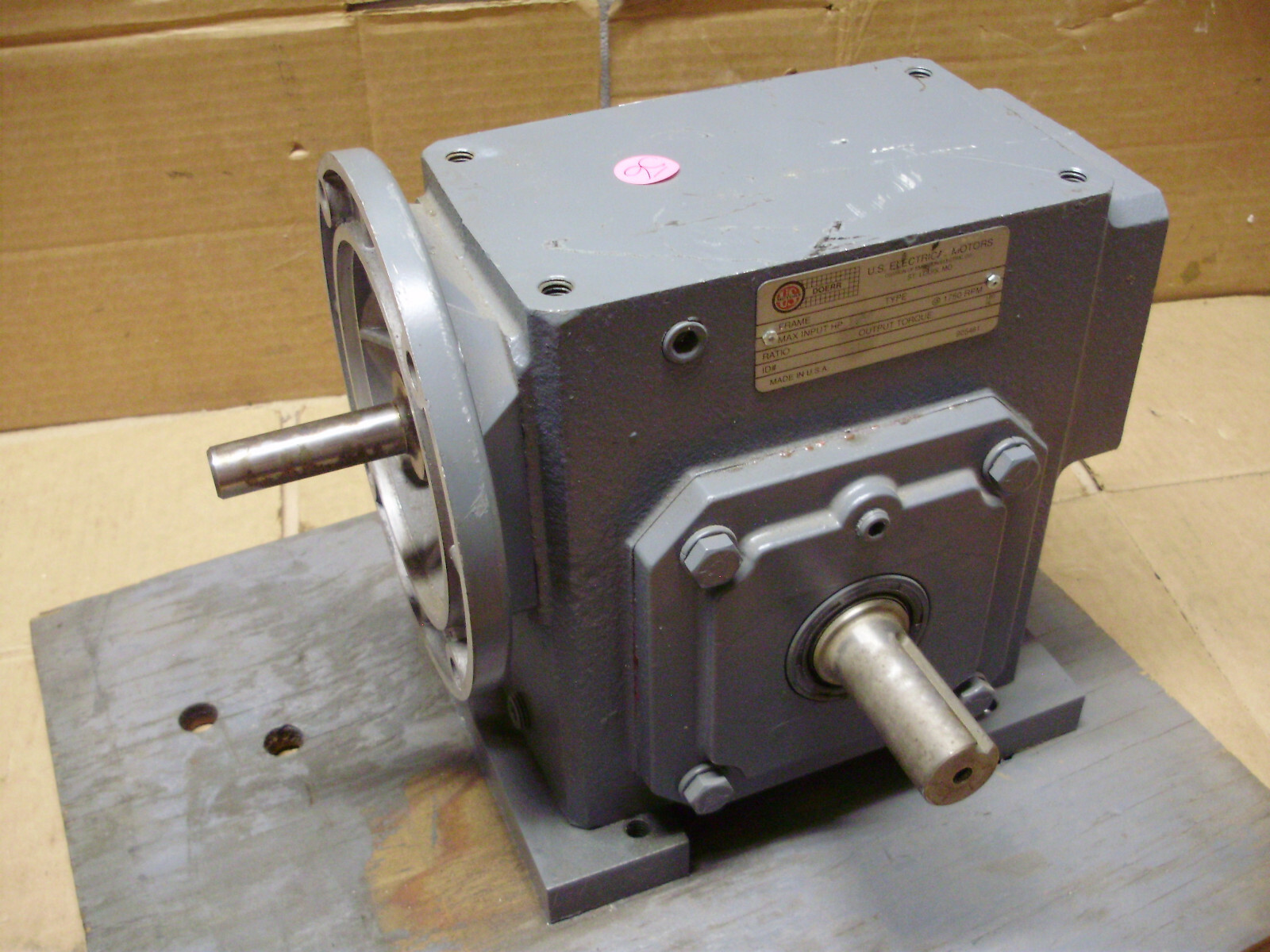 Doerr US Electric Motors 262 MT Gear Reducer, Ratio 40:1, 1-1/2HP ...